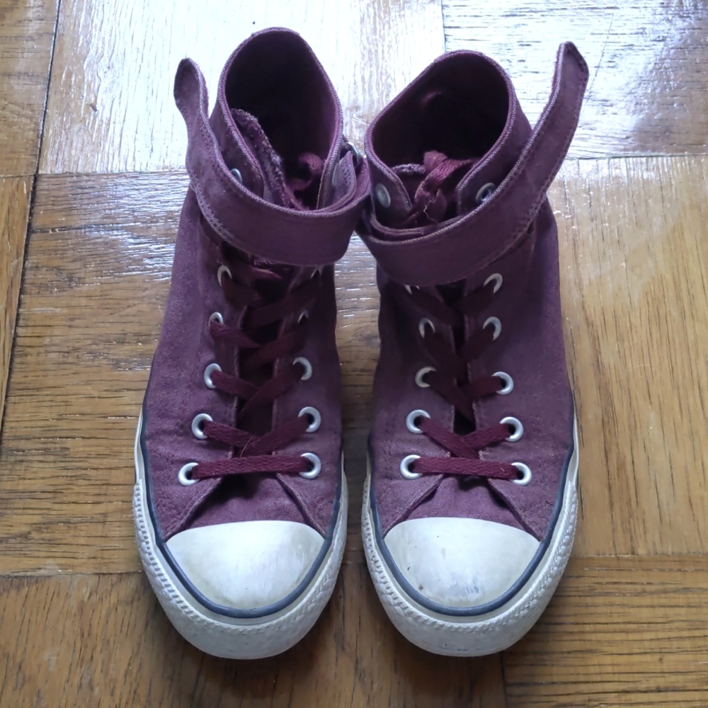 Skater High Top Burgundy Converse With Extra Laces - Gem